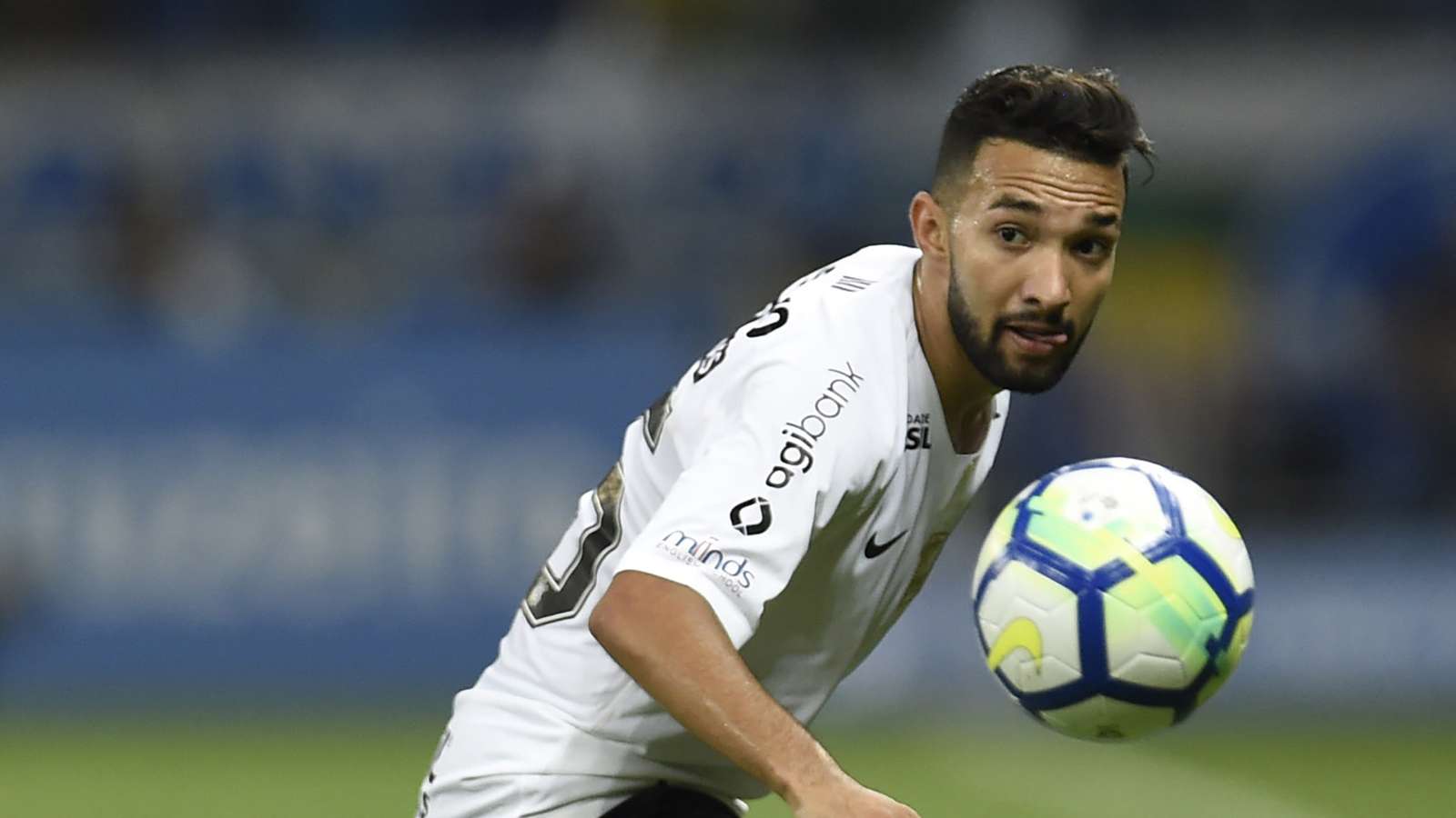 “MEIO PRA FRENTE JÁ JOGUEI EM TODAS AS POSIÇÕES”: Clayson fala sobre o ...