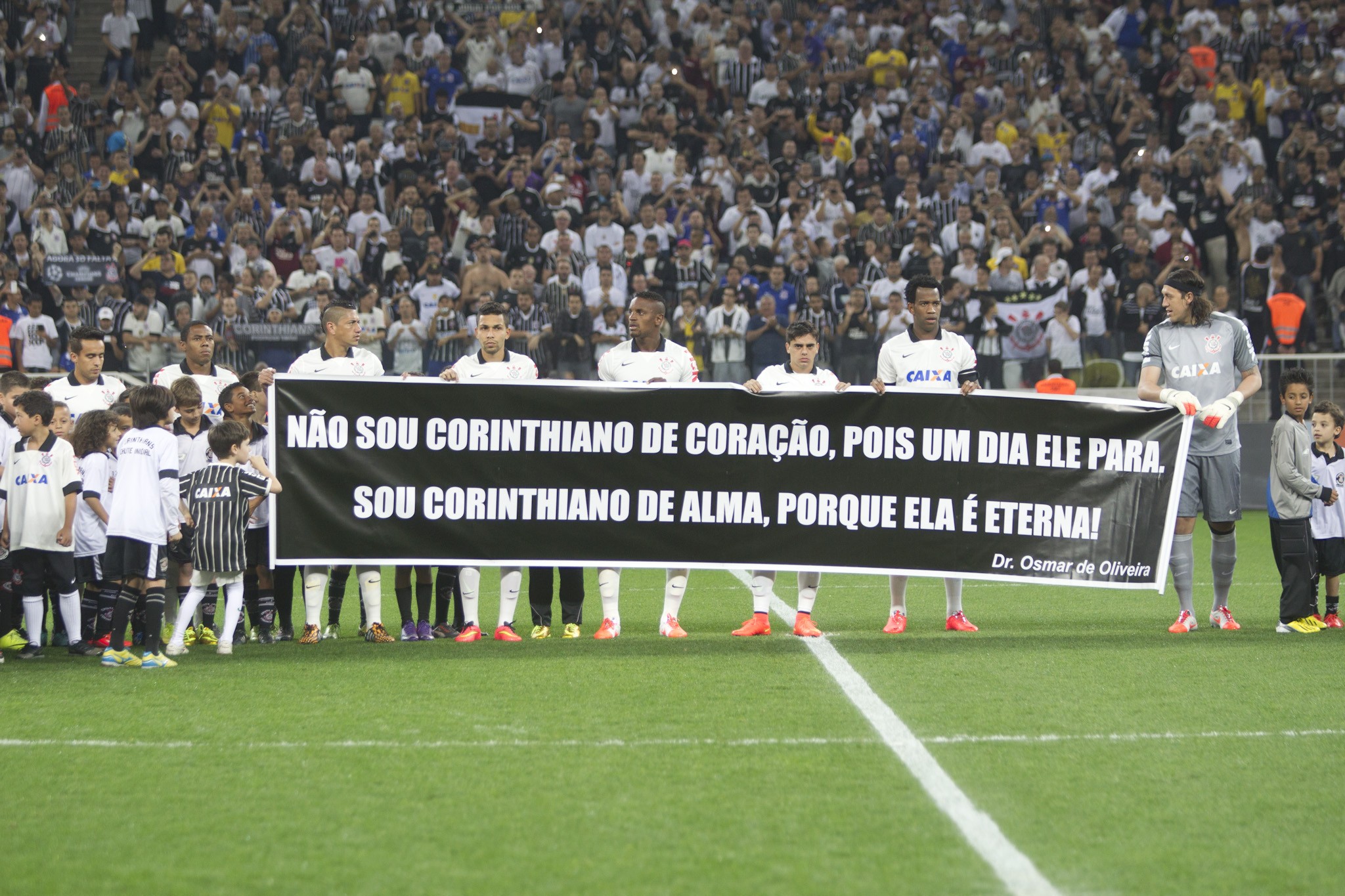 Há seis anos, Corinthians vencia pela primeira vez na Arena