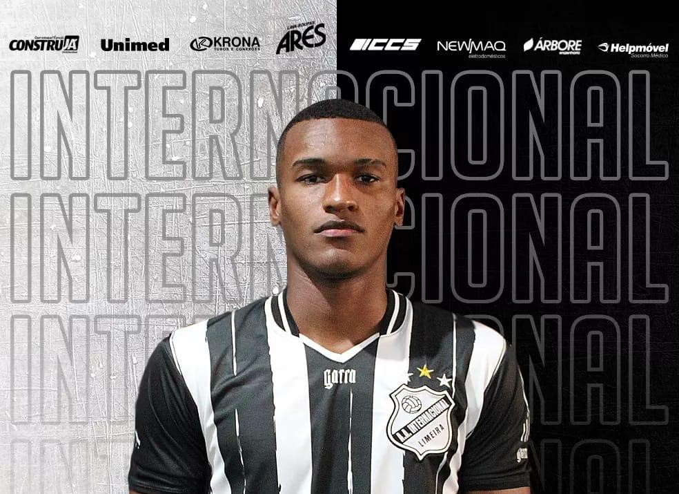 Cruzeiro tem interesse em contratar lateral-direito Matheus Alexandre