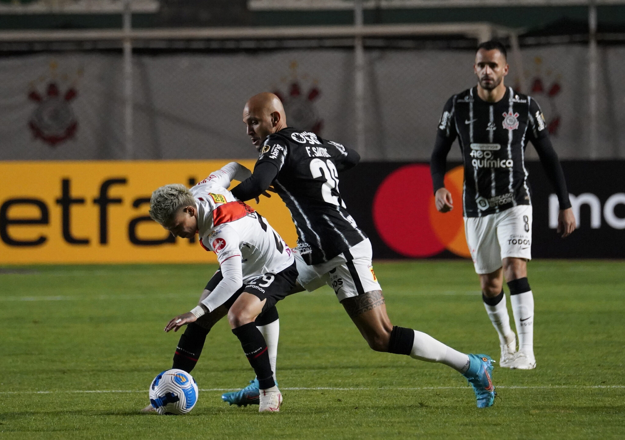 Corinthians é o time com menos faltas cometidas no futebol brasileiro ...