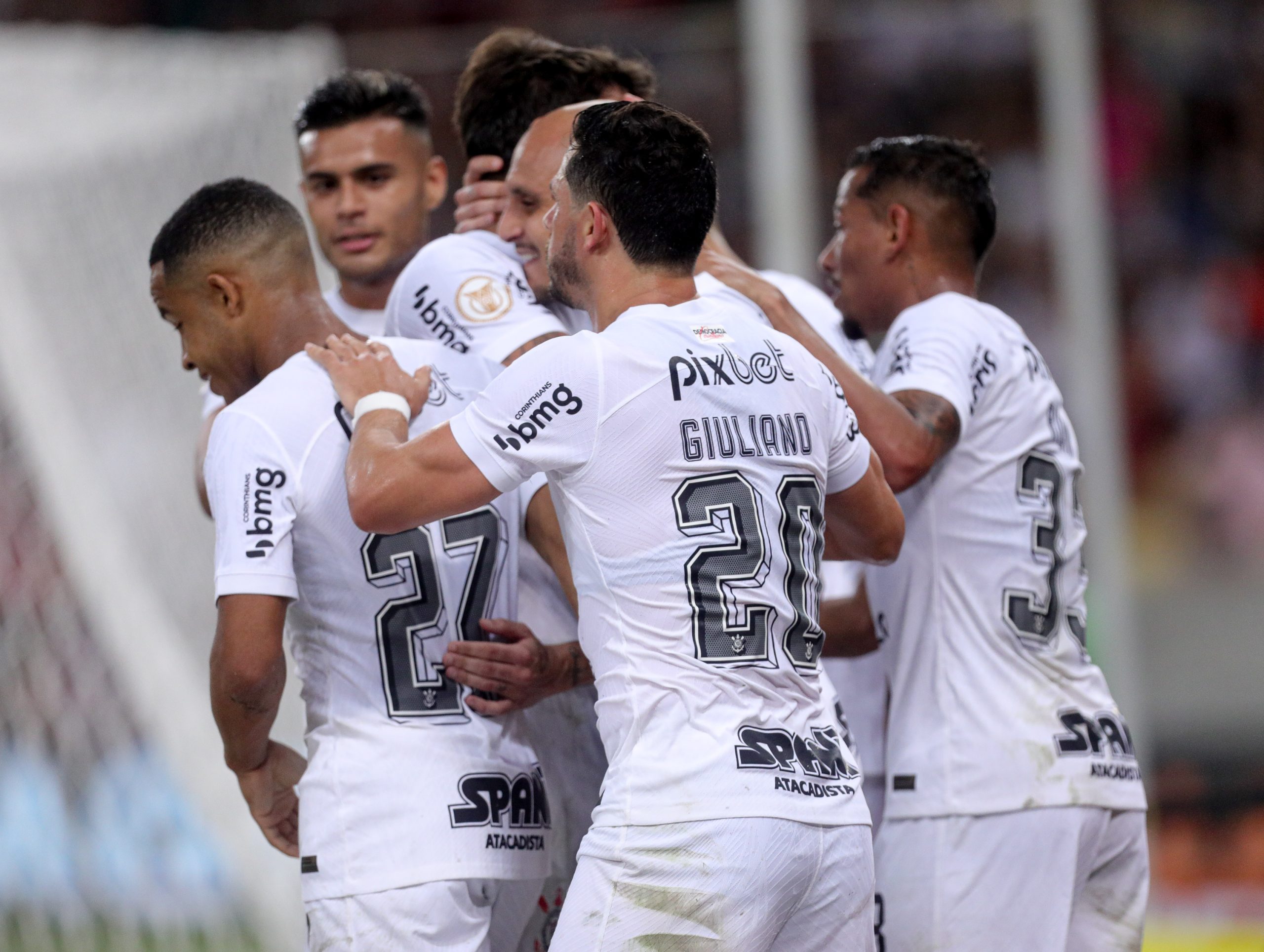 Corinthians é o time com mais interceptações na atual edição do ...