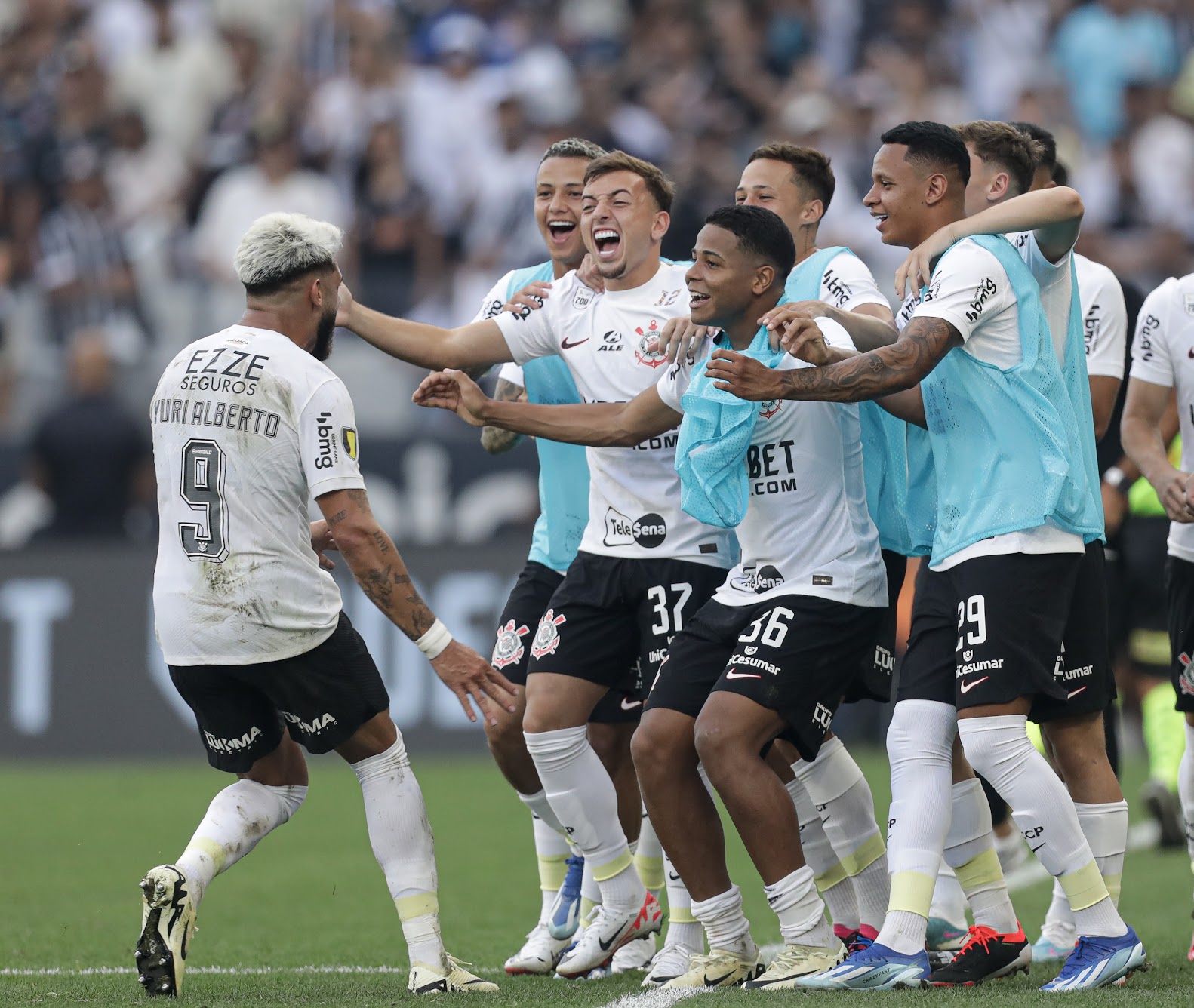 Elenco do Corinthians aparece entre os 100 mais valiosos do mundo; confira