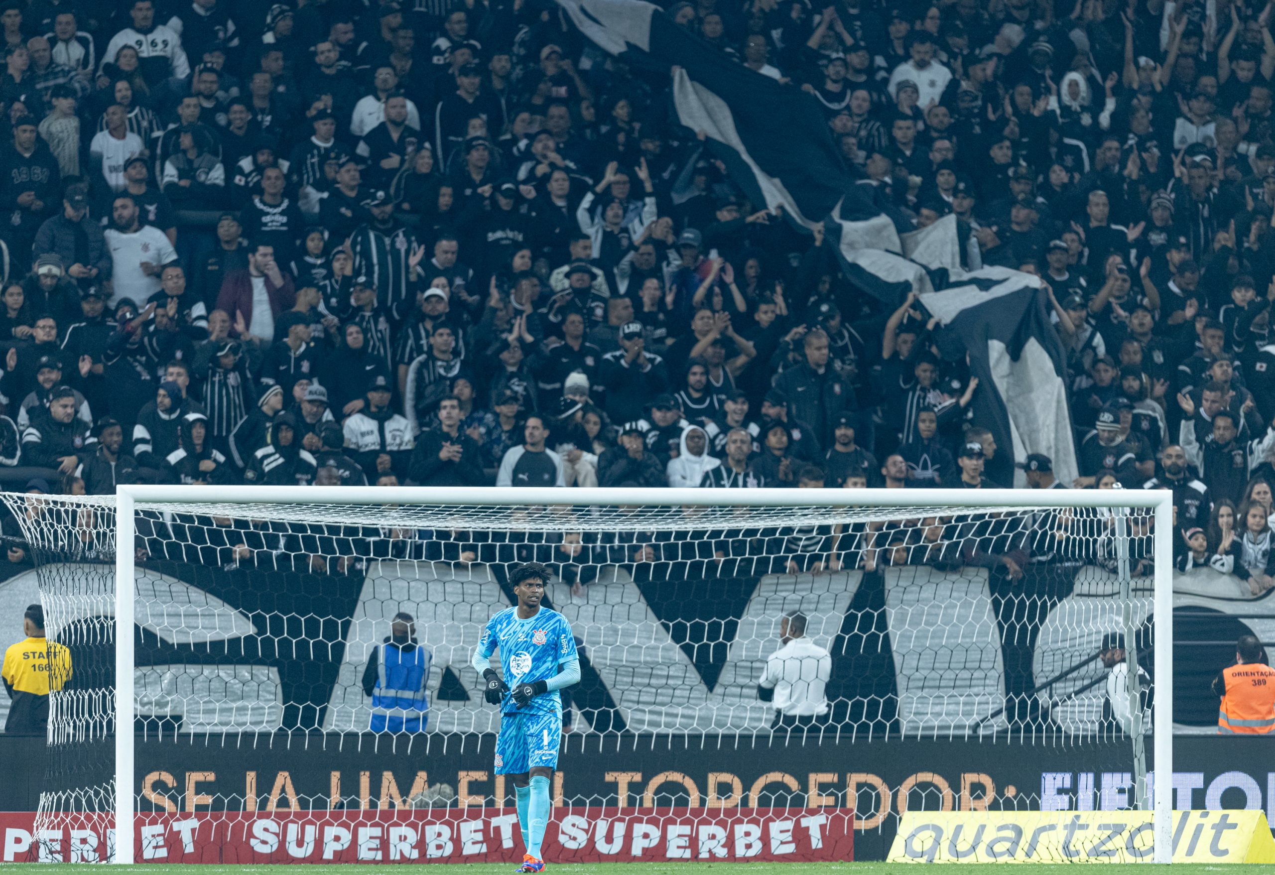 Goleiro Hugo valoriza vitória do Corinthians e ressalta confiança: "Eu ...